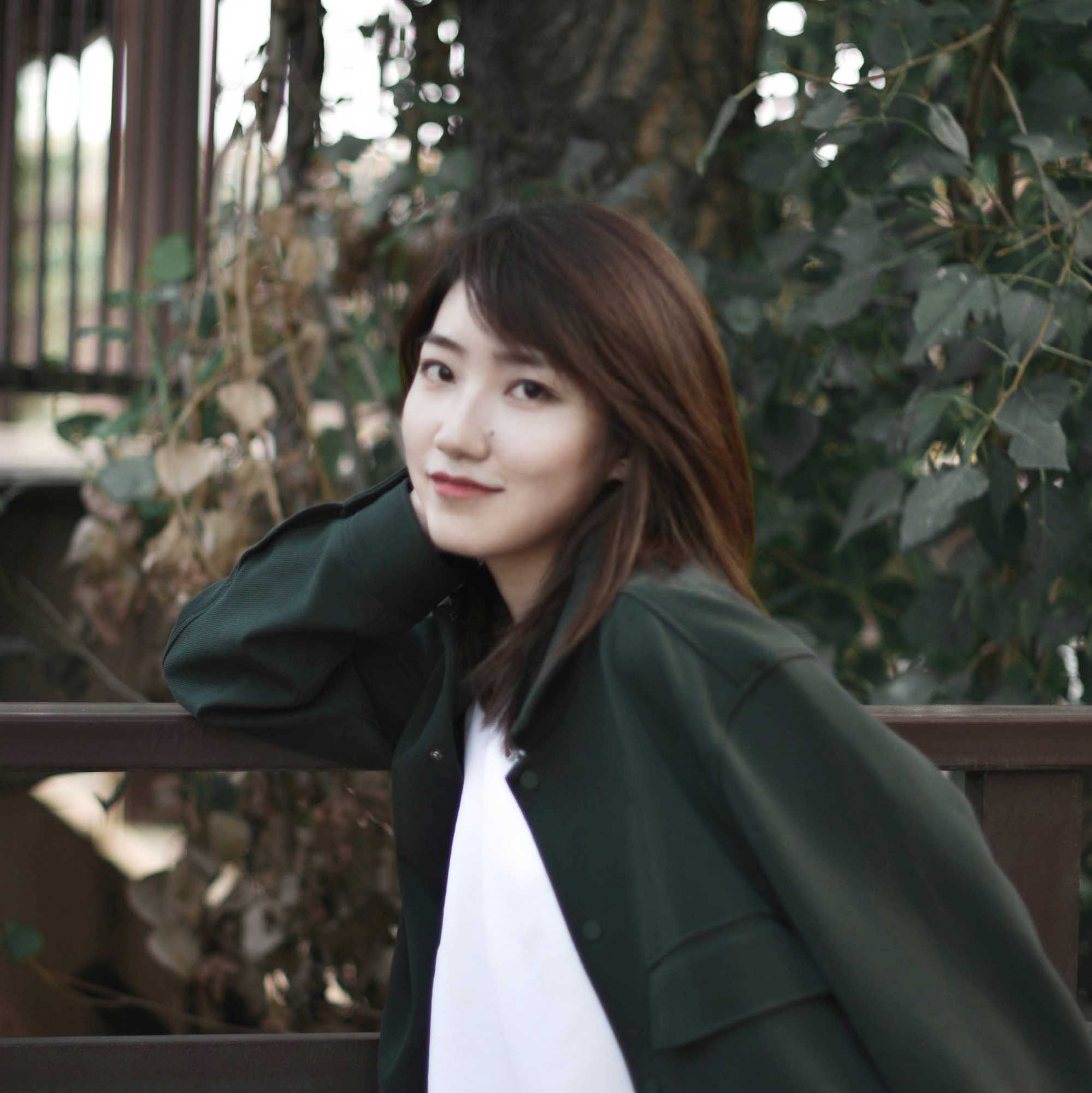 Liling Cui artist from shanxi, China - Artworks: Photographic Art