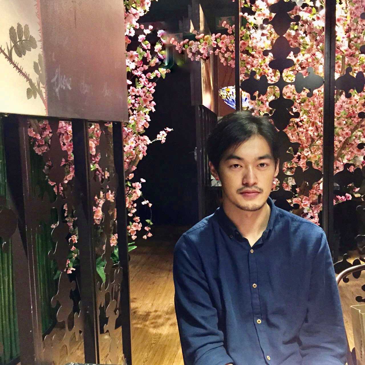 Matthew Wang artist from ChengDu, China - Artworks: Paint