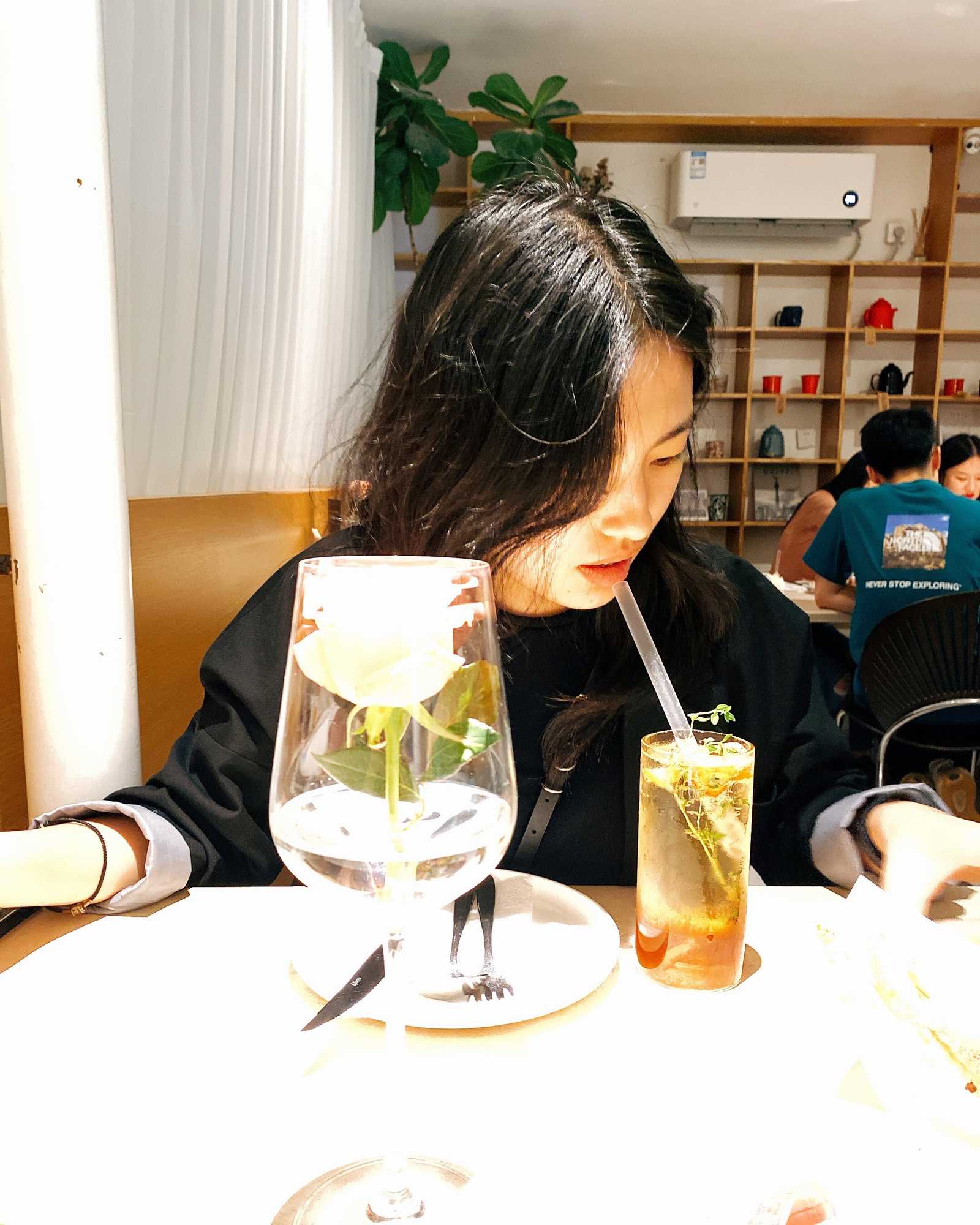 Jingwen Zhang artist from China, China - Artworks: Digital Graphics and ...